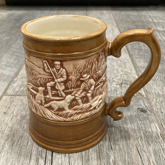 hershey | Kitchen | Vintage Hand Painted Hunting Mug | Poshmark